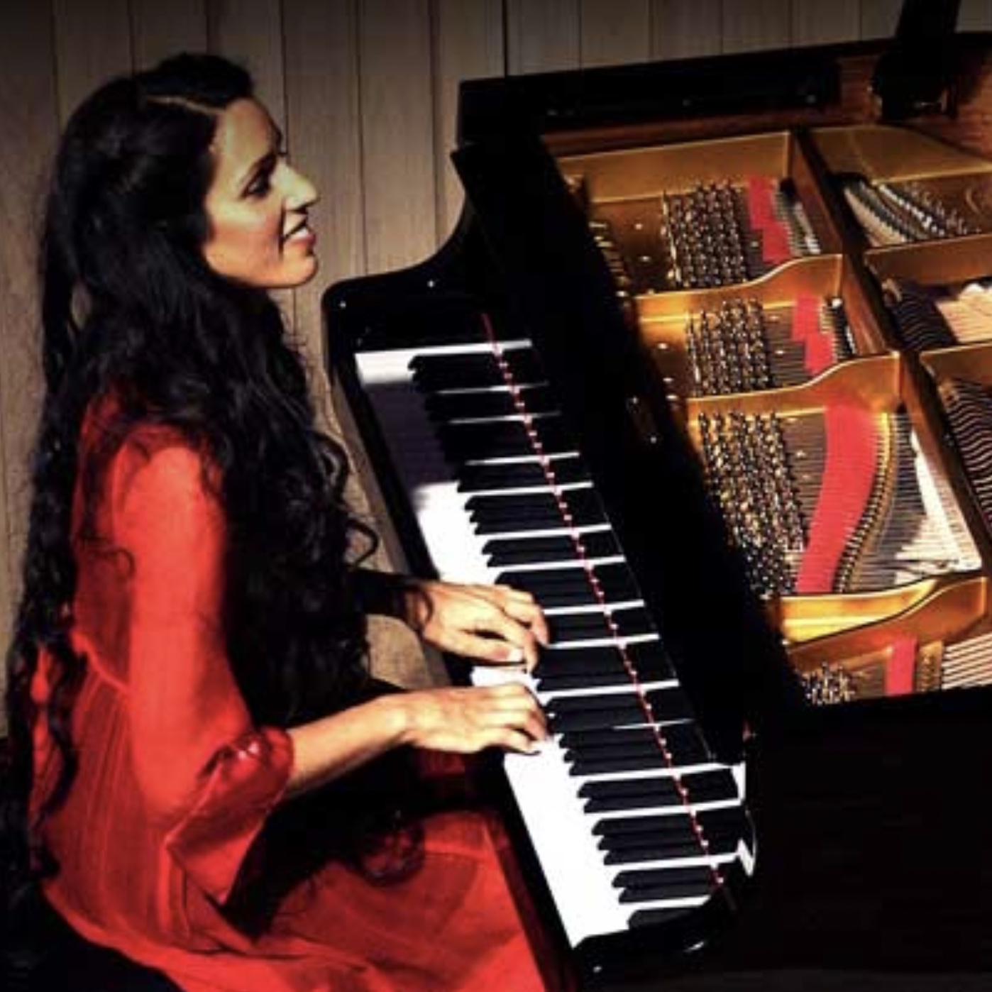 Zoe Rahman - solo piano | East Midlands Jazz